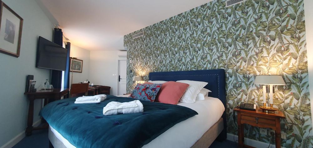 Luxe Vue Abbaye | Demeures & Châteaux Hôtel de Greuze & Spa