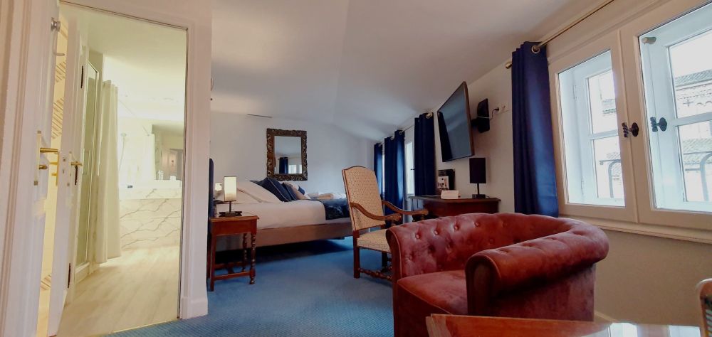 Luxe Vue Abbaye | Demeures & Châteaux Hôtel de Greuze & Spa