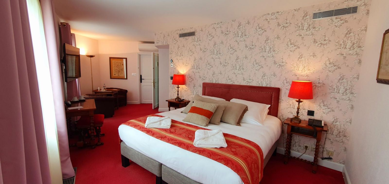 Luxe Vue Abbaye | Demeures & Châteaux Hôtel de Greuze & Spa