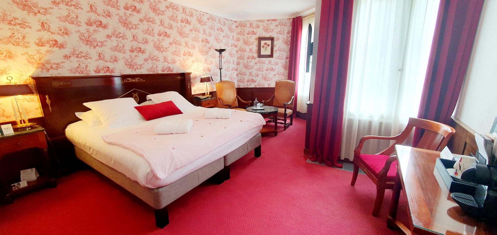 Luxe Vue Abbaye | Demeures & Châteaux Hôtel de Greuze & Spa