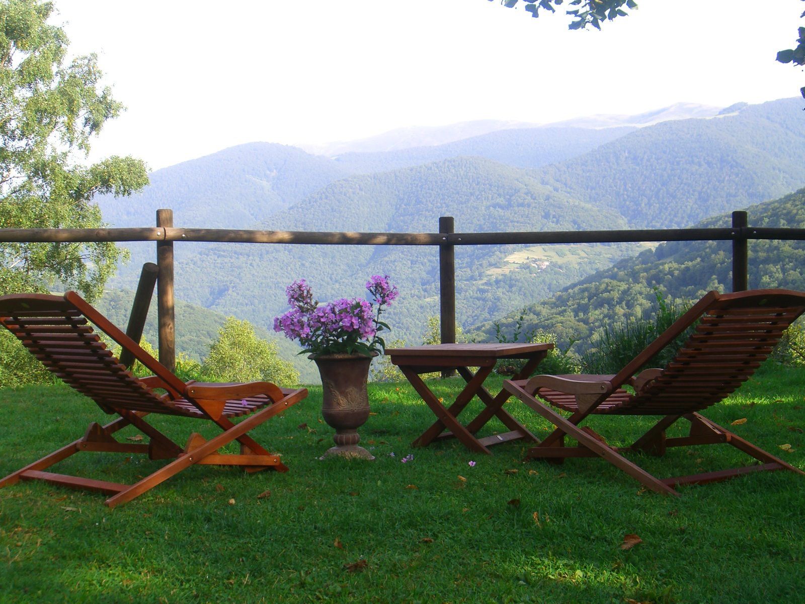 Auberge Les Myrtilles - Col des Marrous, Le Bosc, Ariège | Site Officiel