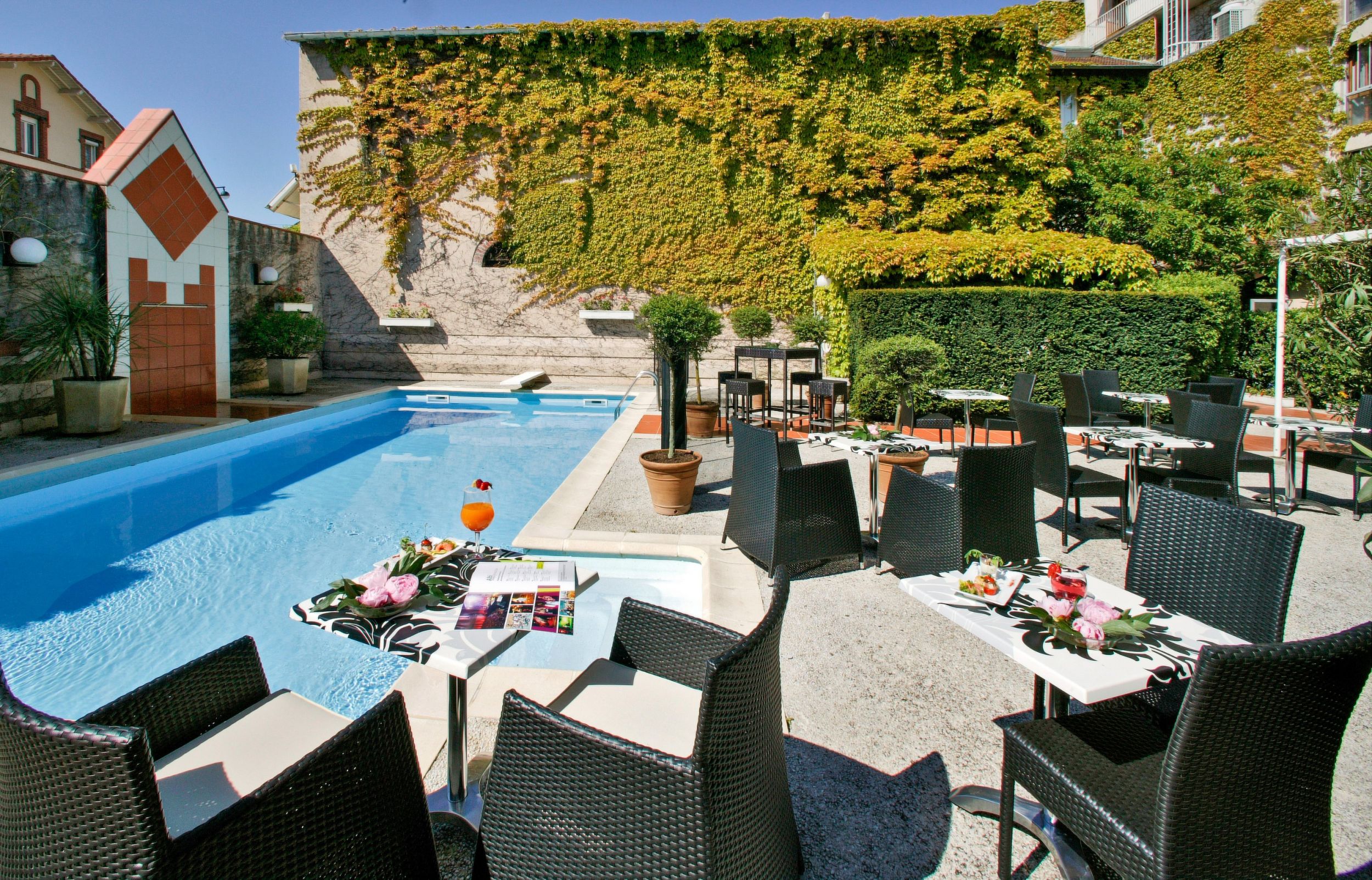 Hotel Albi swimming pool | Grand Hôtel d'Orléans & Restaurant Le Goulu