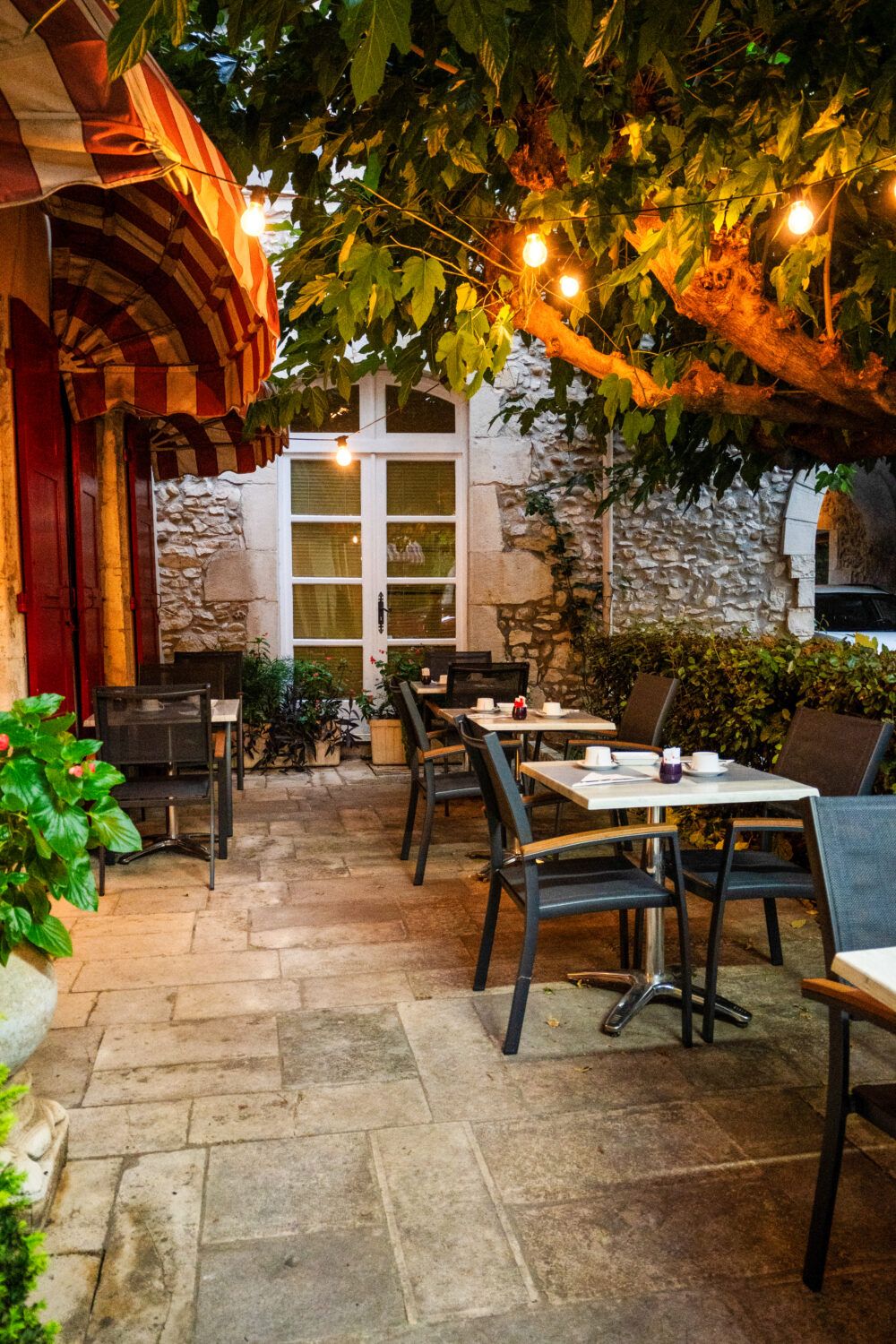 Hotel in Montélimar City Center - Hotel Sphinx | Official Website